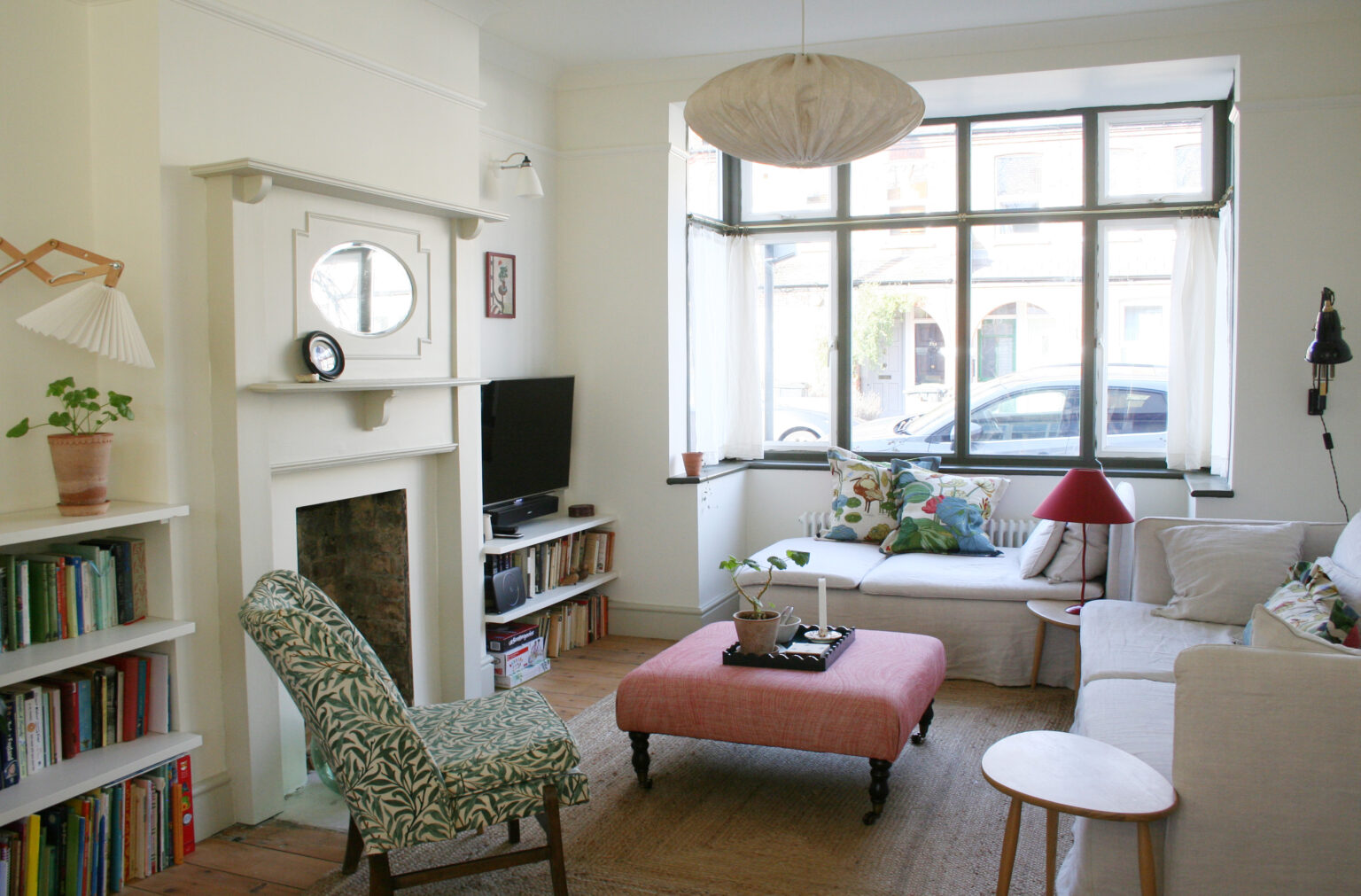 Decorating my living room instead of extending – Apartment Apothecary